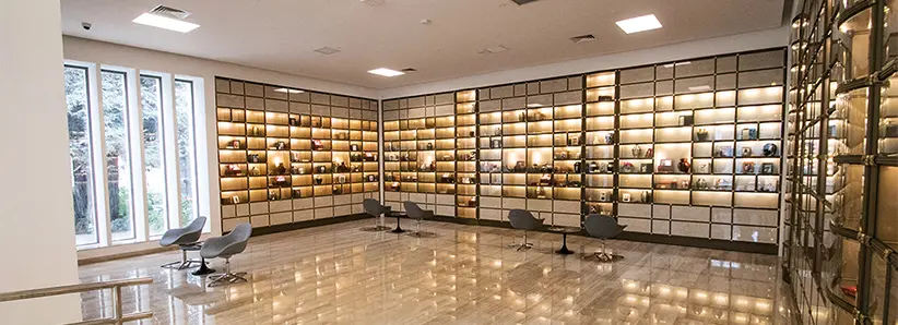 Columbario Circular: Nichos de dos capacidades en un hermoso entorno ...